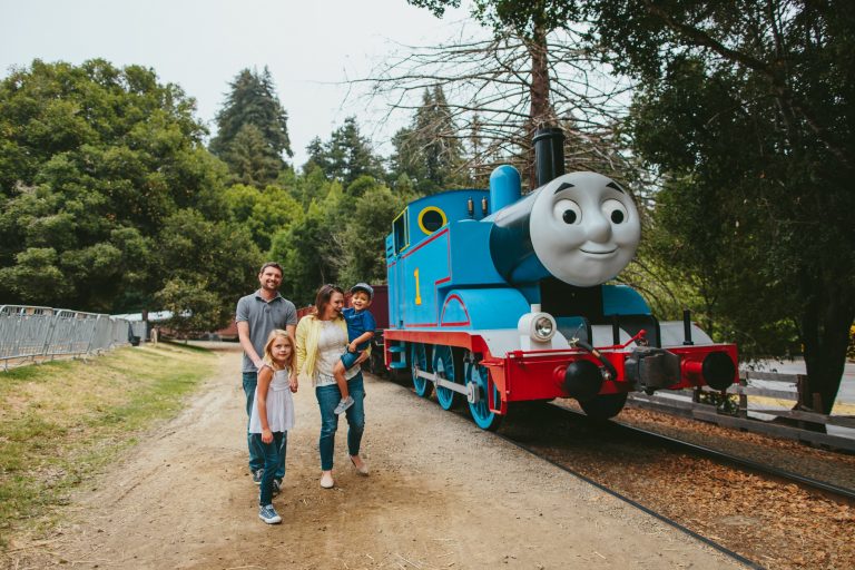 Day out with Thomas the Train! {plus a family 4 pack giveaway!}